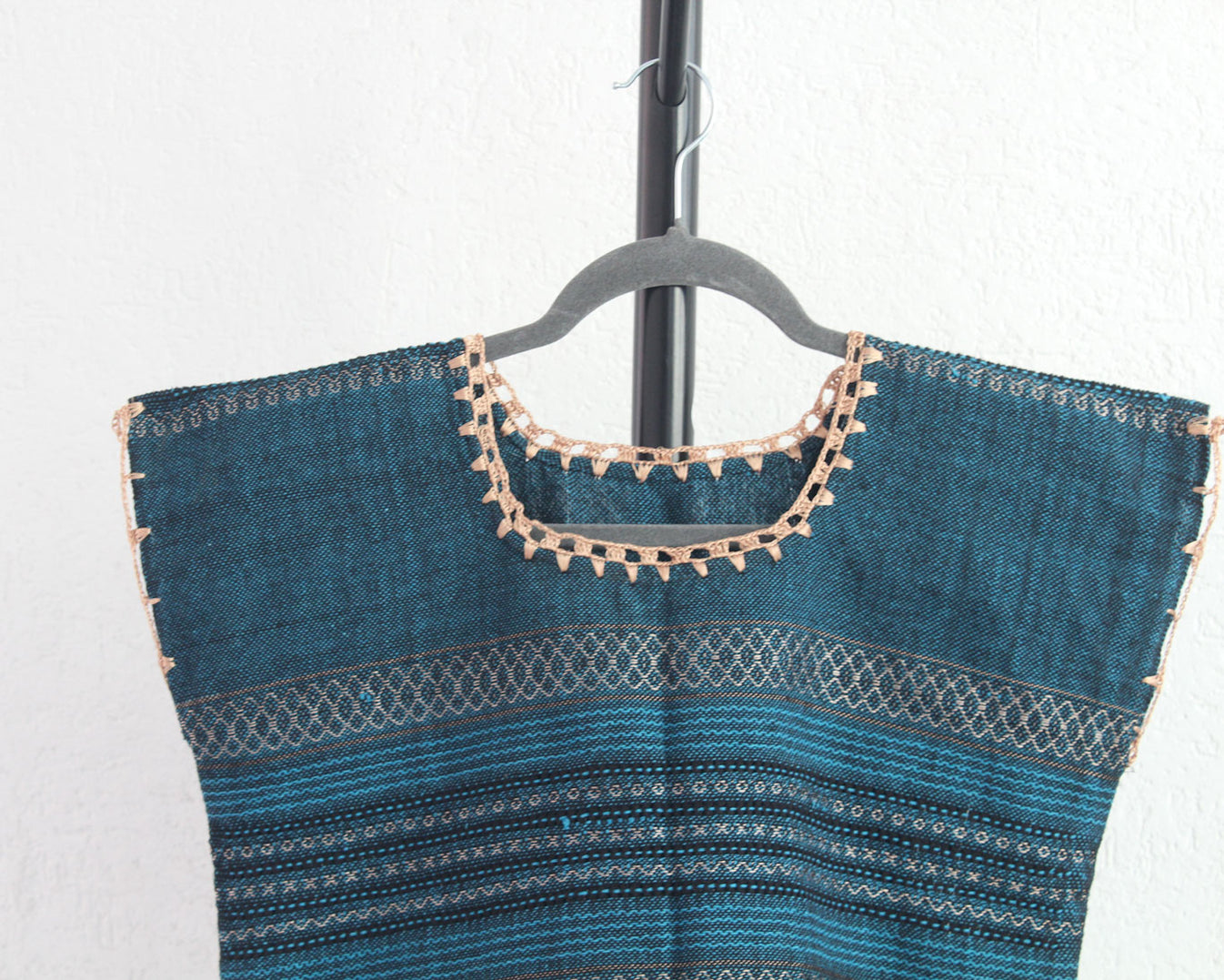 Top Carmen Turquesa Beige – RIVERA GUTIERREZ